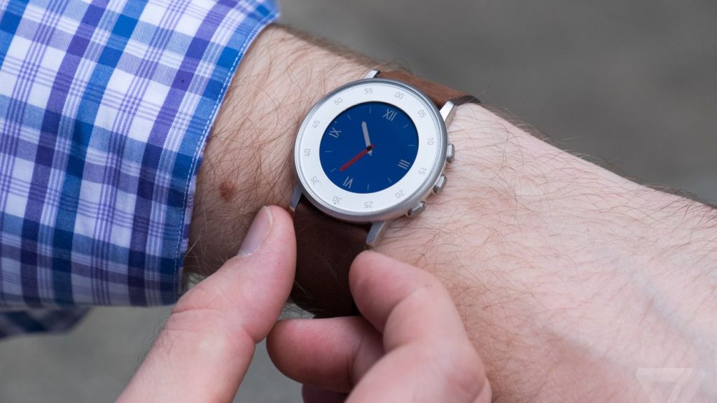 The Pebble smartwatch is making a comeback – Fibonacci Flare Insights